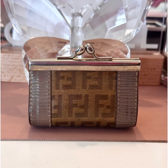Fendi | Bags | Rare Vintage Fendi Kisslock Coin Purse | Poshmark